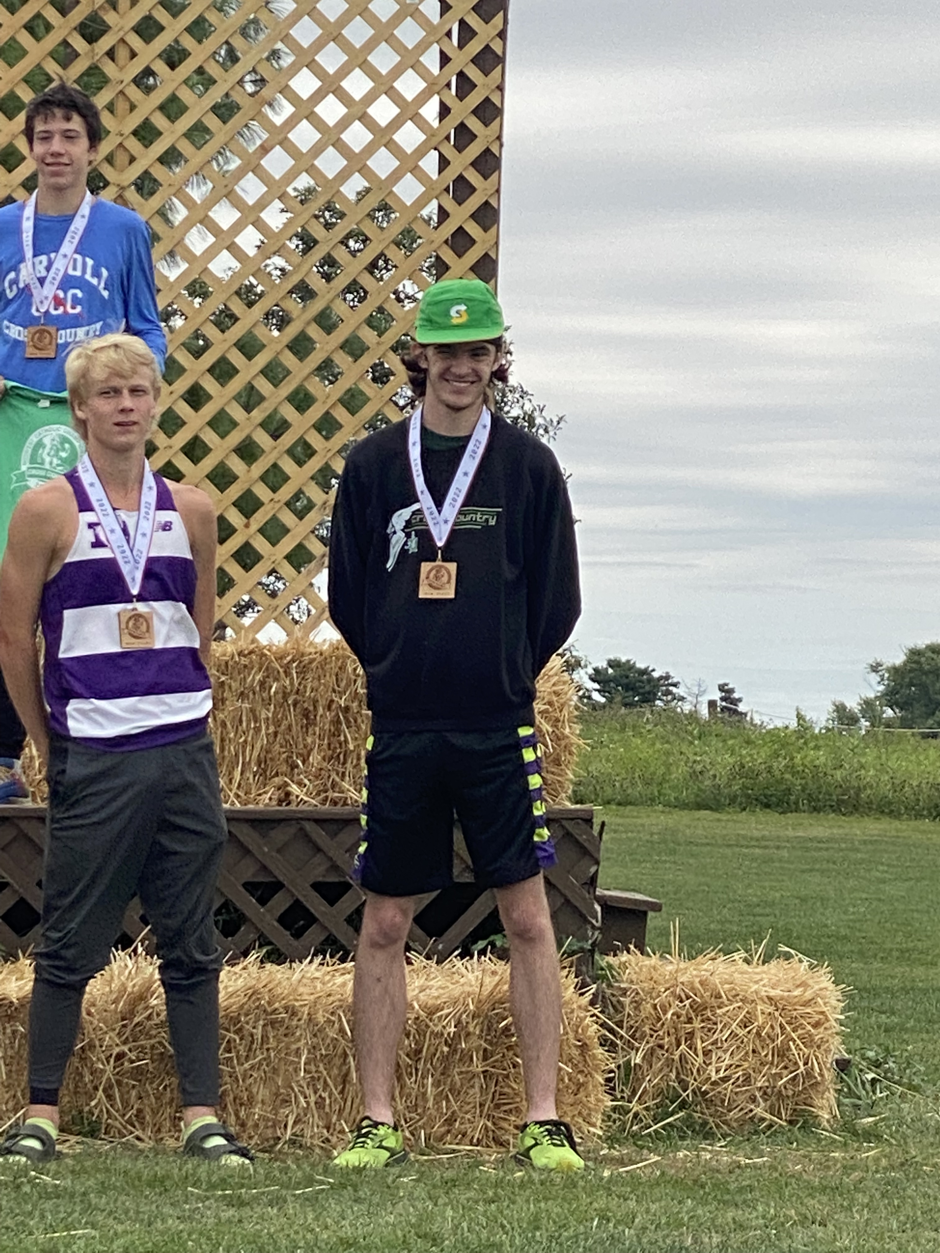 LADY IRISH DOMINATE THE ALL CATHOLIC INVITE! – STARS & STVM XC and Track